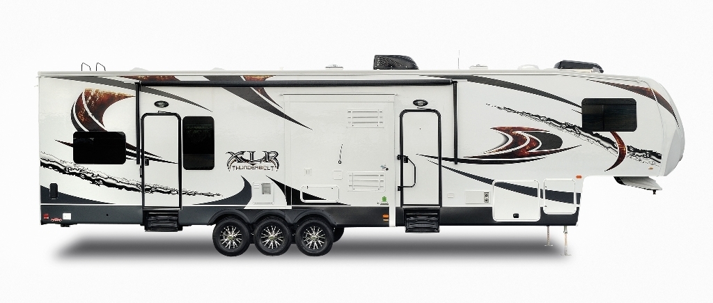 XLR Thunderbolt 422AMP Toy Hauler (Fifth Wheel)s by Forest River ...