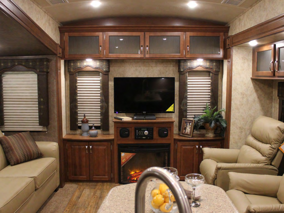 Silverback 29IK Fifth Wheels by Forest River - Build & Price